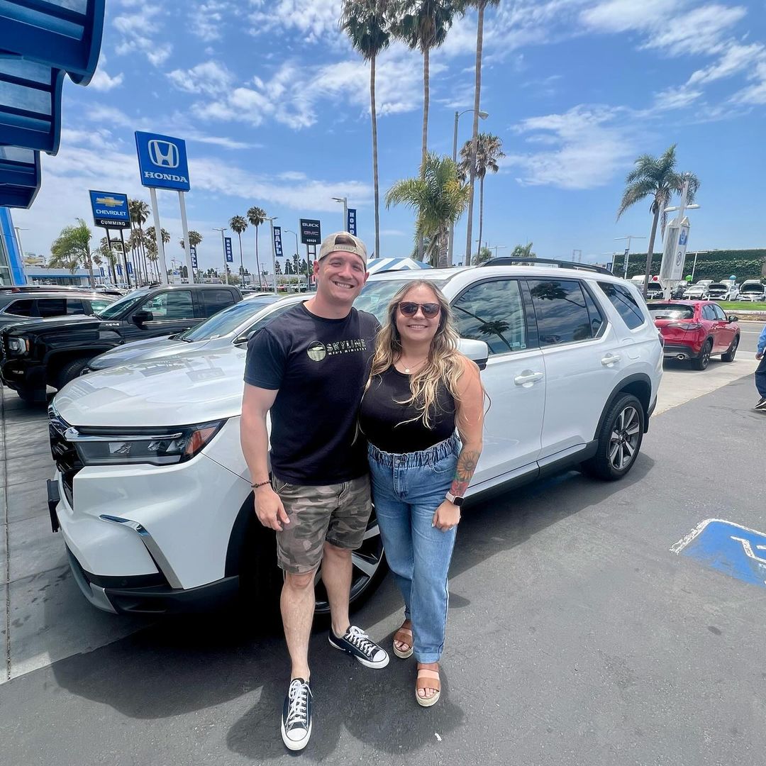 Mile of Cars in National City – Thousands of Cars and 17 Brands